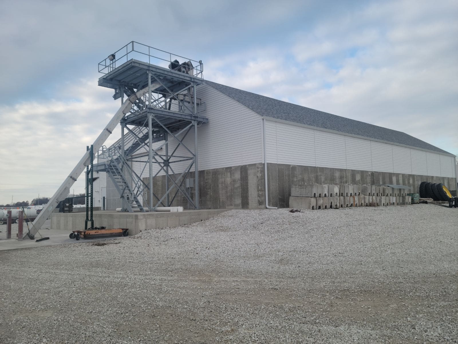 Prairieland FS – Payson, IL | Schwada Builders Inc.